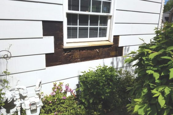 How to Repair Wood Siding - Pro Construction Guide
